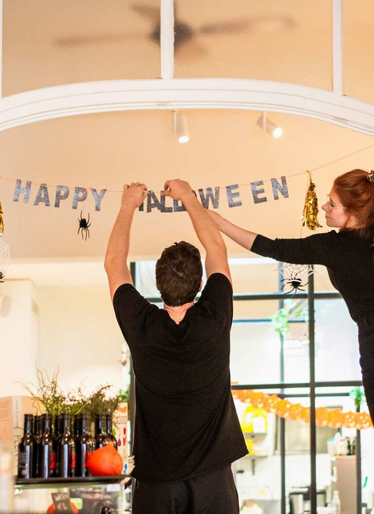 15 Spooky Halloween Party Food on a Budget - Preppy Monday