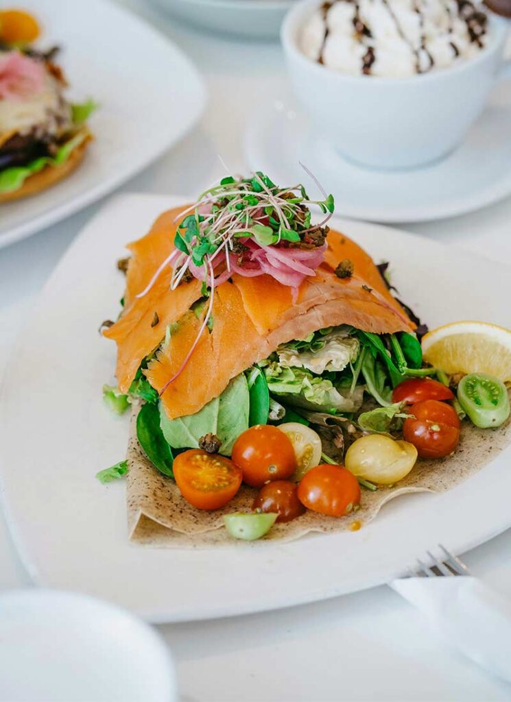 20 High-Protein Breakfast Ideas That Don't Include Eggs - Preppy Monday